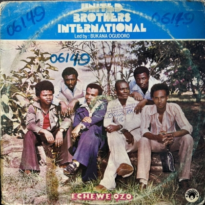 【中古:盤質B】 Echewe Ozo : United Brothers International Band | HMV&BOOKS ...