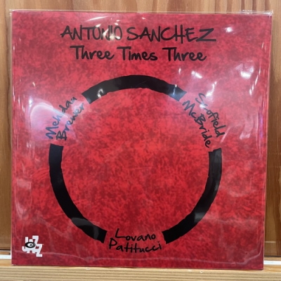 【中古:盤質AB】 Three Times Three (2枚組/180グラム重量盤レコード) : Antonio Sanchez | HMV ...