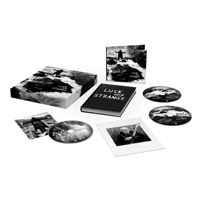 Luck and Strange (Deluxe CD Box Set with Photo Print) : David Gilmour ...